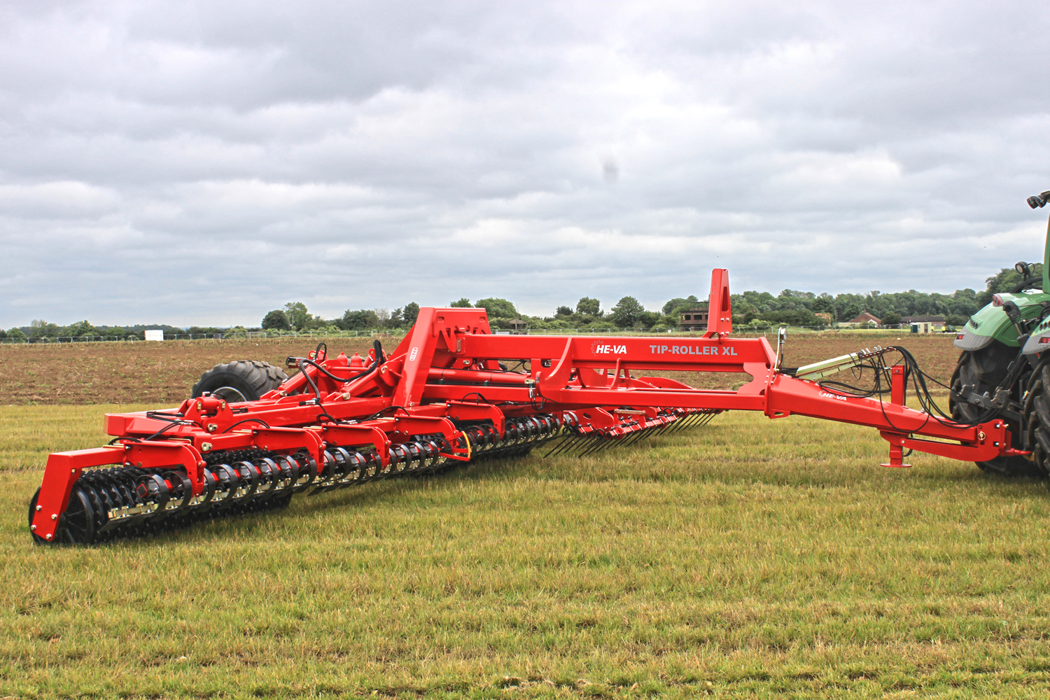 New Tip Roller XL meets demand for wider rolls with shattaboard | News ...