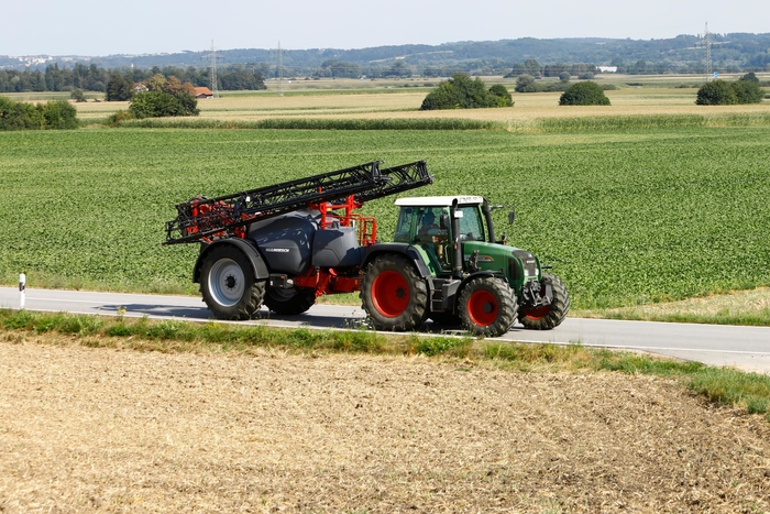 New Horsch Leeb 4 AX – entry-level trailed sprayer built to Horsch’s ...