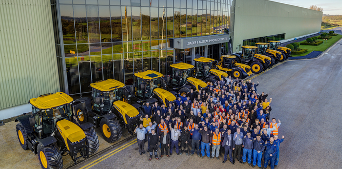 Special edition Fastracs celebrate JCB world speed record | News from ...