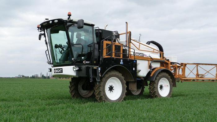 'The Low Down' On Knight 1800 Series Self-Propelled | News from AA Farmer