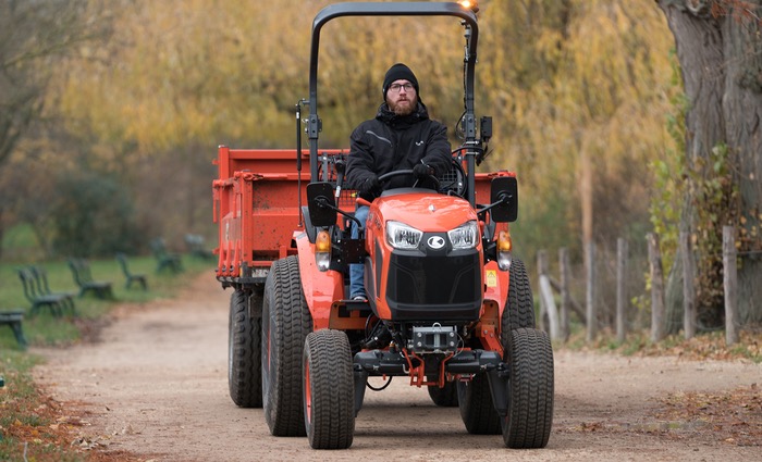 Kubota releases LXe-261 electric compact tractor | News from AA Farmer