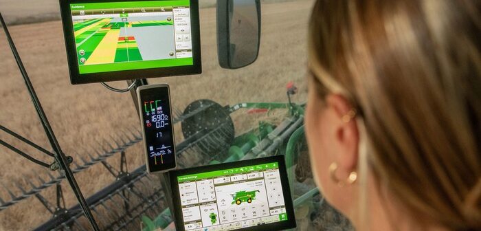 John Deere updates Precision Ag Technology | News from AA Farmer