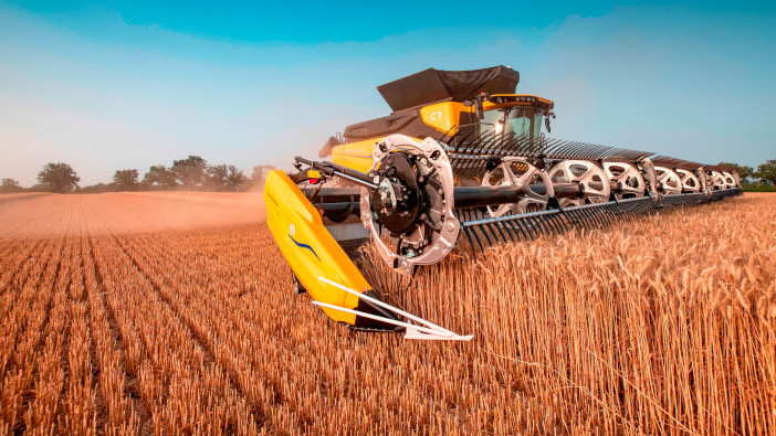 CR11 debut as New Holland return to Lamma | News from AA Farmer